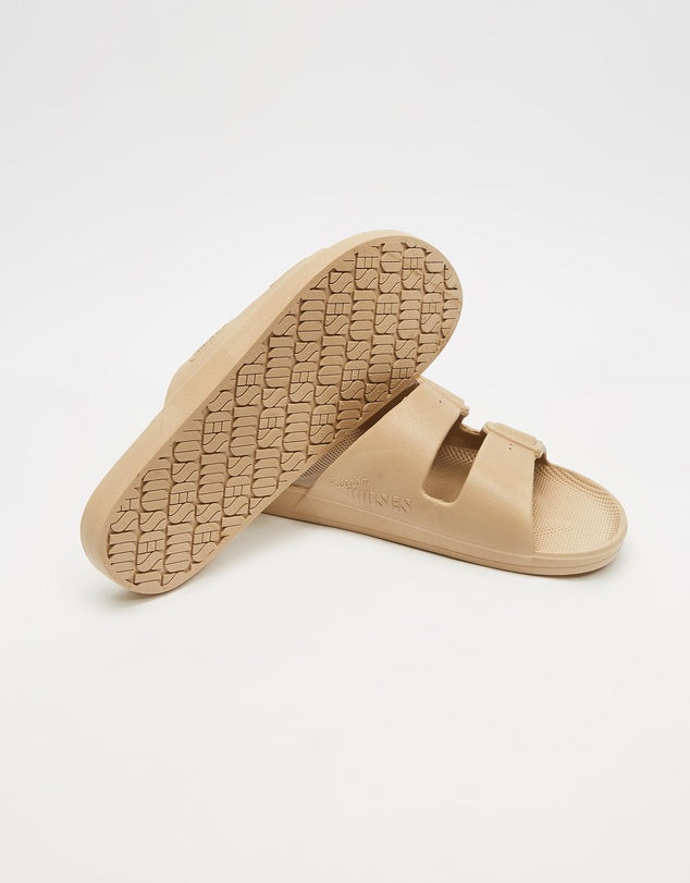Freedom Moses Slide - Sands – LONNI LIFESTYLE STORE